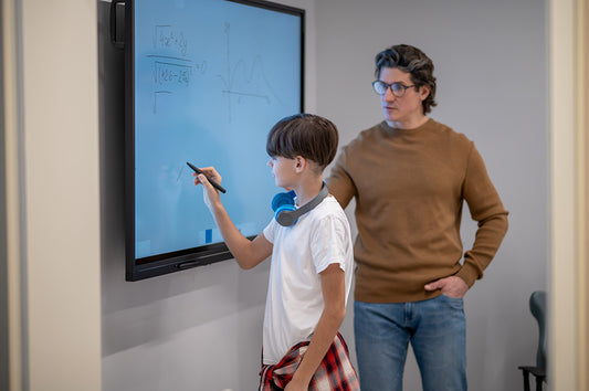 Choosing the Right IFP (Interactive Flat Panel) for Your School: A Ste